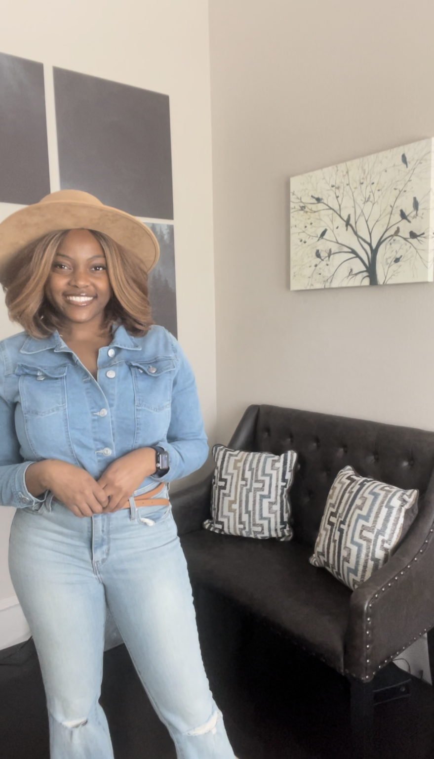 Jasmine Francis | Compassionate Therapist at Let’sTalk! Counseling